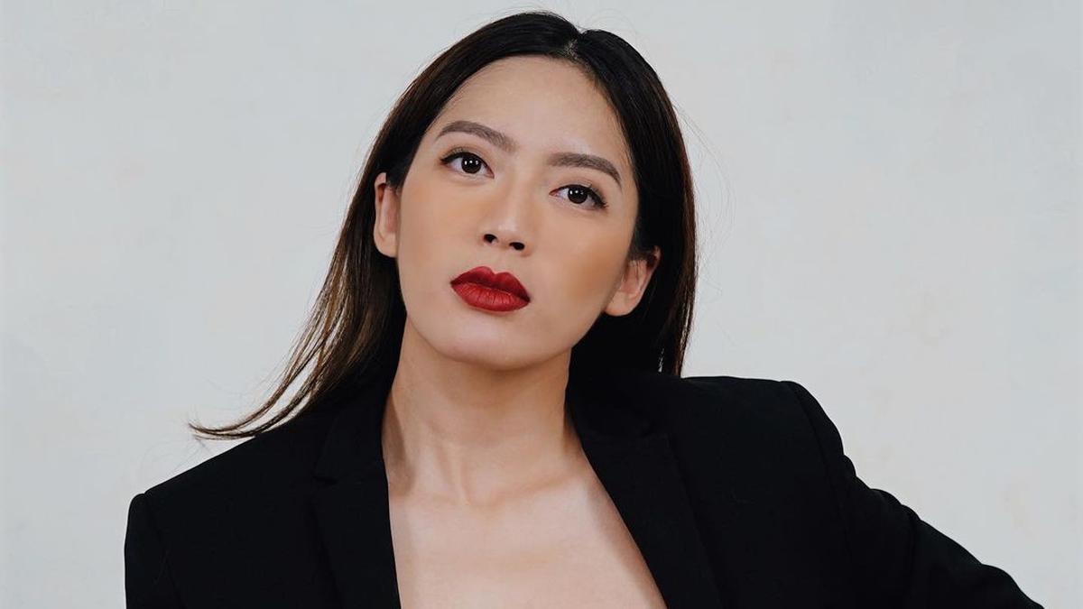 Influencer Harly Valen Bersepeda Sejauh 200 Km Ditemani Suami, Dari ...