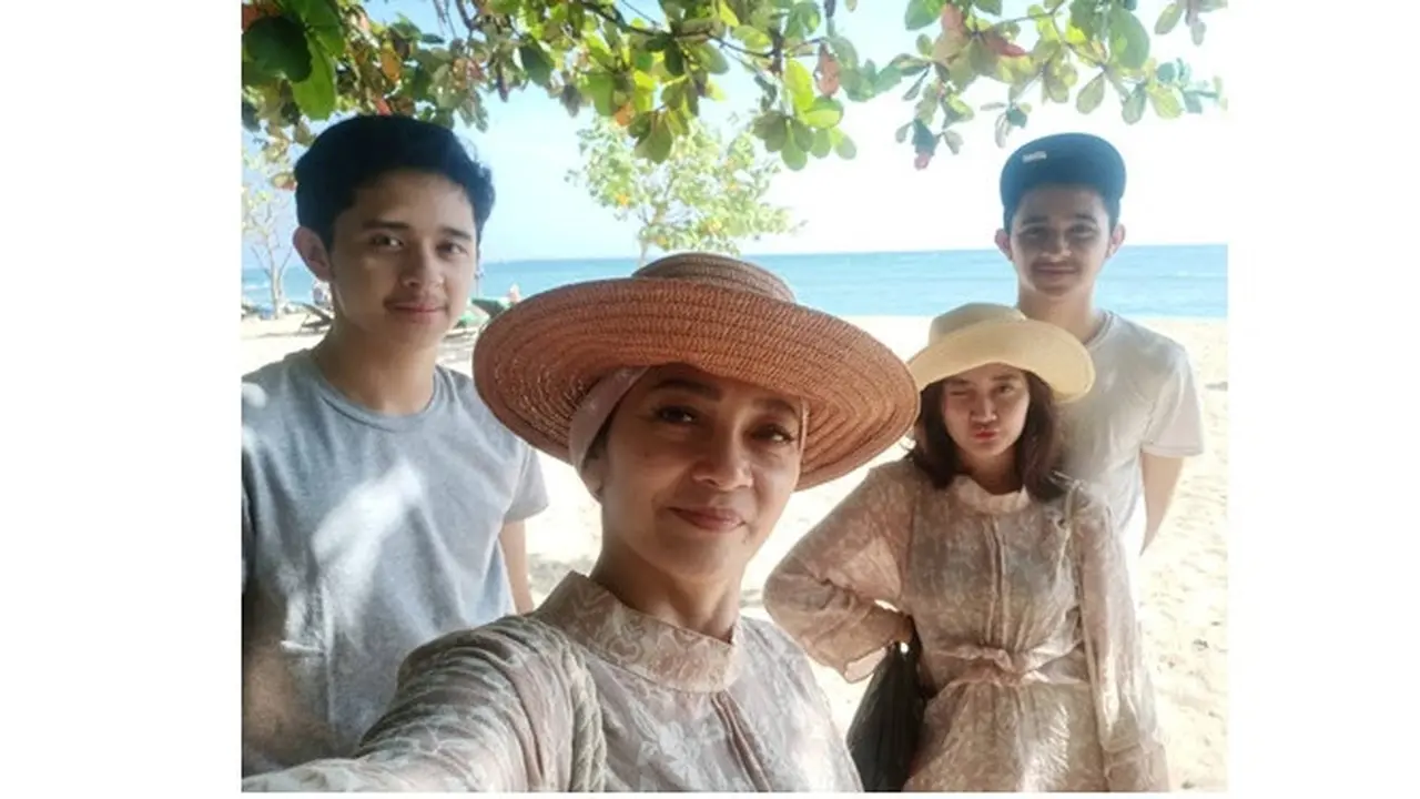 6 Momen Kebersamaan Nakula dan Sadewa Bersama Ibunda, Bak Kakak Adik ...