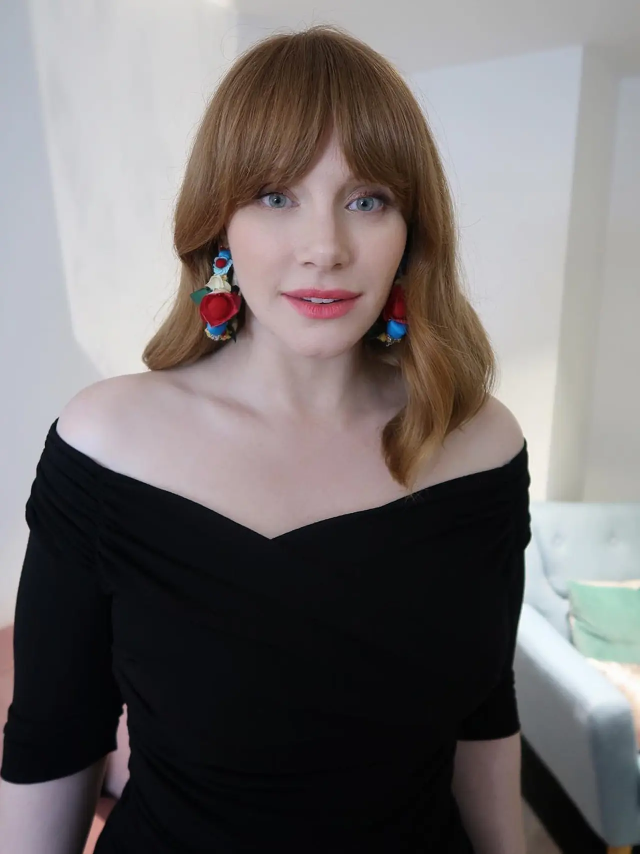 6 Potret Terbaru Bryce Dallas Howard, Pemeran Victoria di Twilight Saga ...