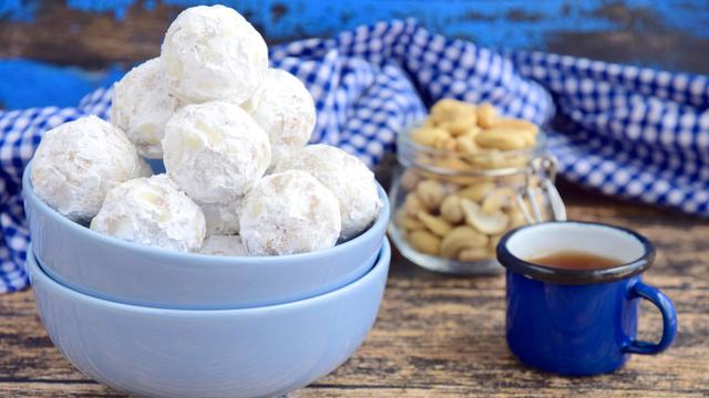 6 Resep Putri Salju yang Mudah Dibuat untuk Kue Lebaran - Food Fimela.com