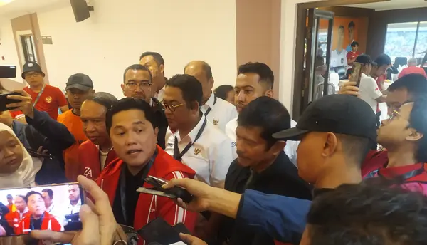 Bahaya Rek, Jangan Gunakan Jalan Raya untuk Latihan Gerak Jalan ...