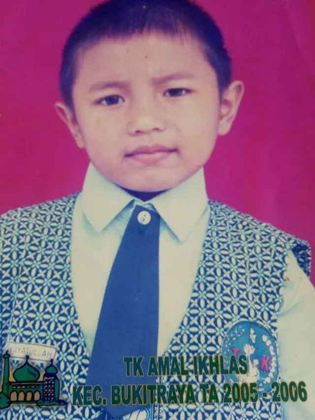 6 Potret Transformasi YouTuber Fiki Naki yang Kini Jadi Idola - Hot ...