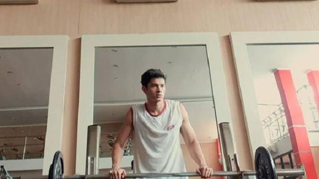 Profil Kevin Kambey Bintang Buku Harian Seorang Istri, Ayah Muda yang ...