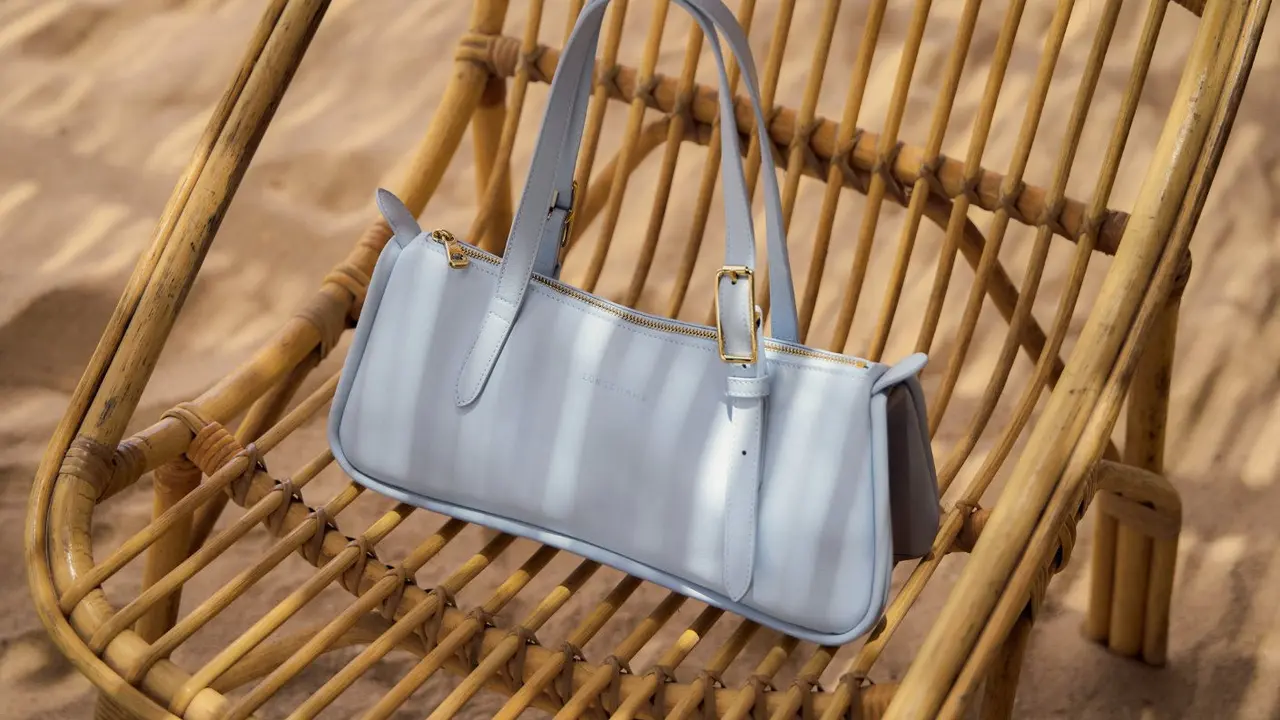 Longchamp Summer 2026 Perkenalkan Looong Tas Ramping dengan Siluet East ...