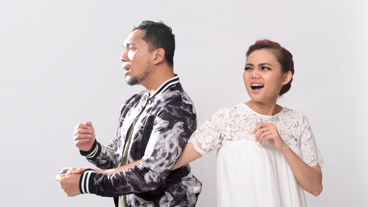 Lirik Lagu Fakhrul Razi - Rina Nose 'Cinta Kita' - Entertainment Fimela.com