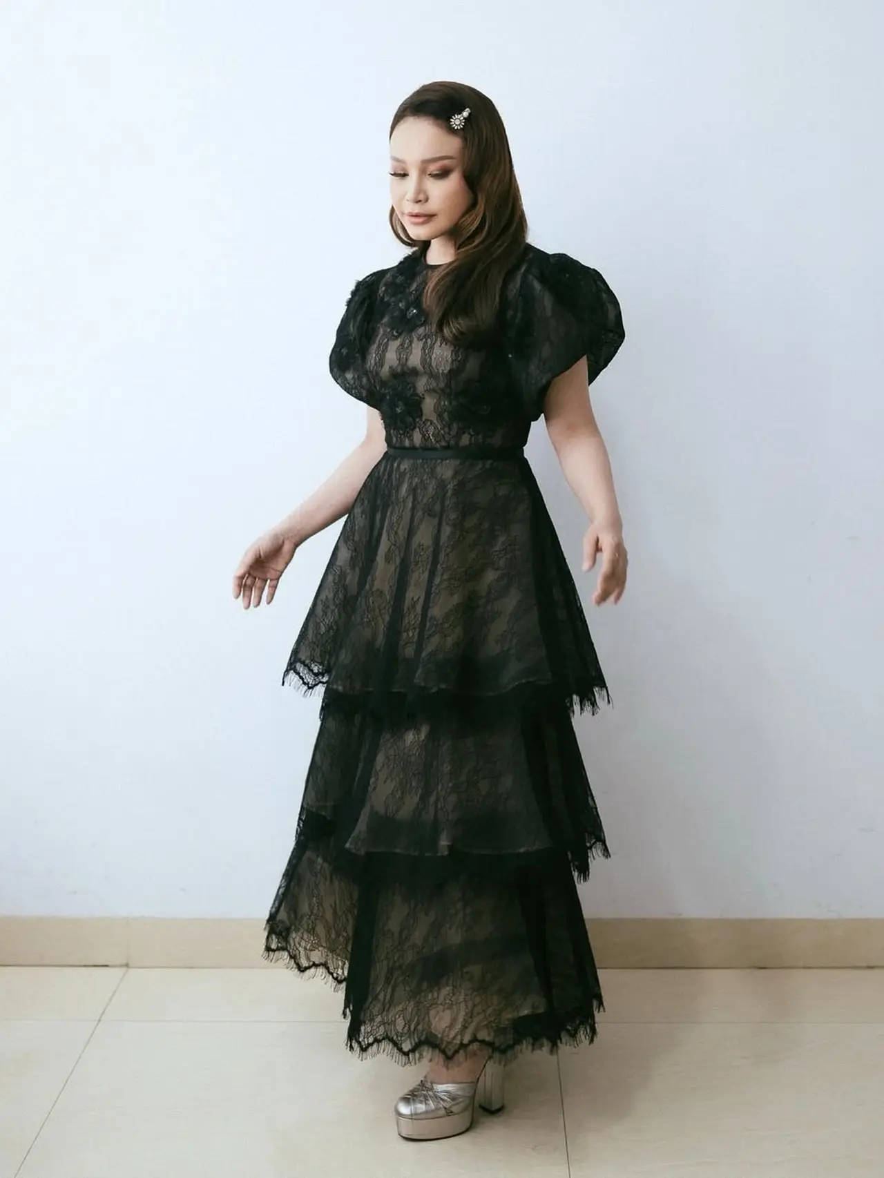 6 Model Rambut Panjang Bergelombang Ala Rossa, Inspirasi Cantik Awet ...