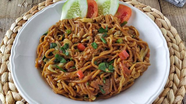 7 Resep Aneka Mie ala Rumahan, Mulai dari Mie Kuah Hingga Goreng - Food ...