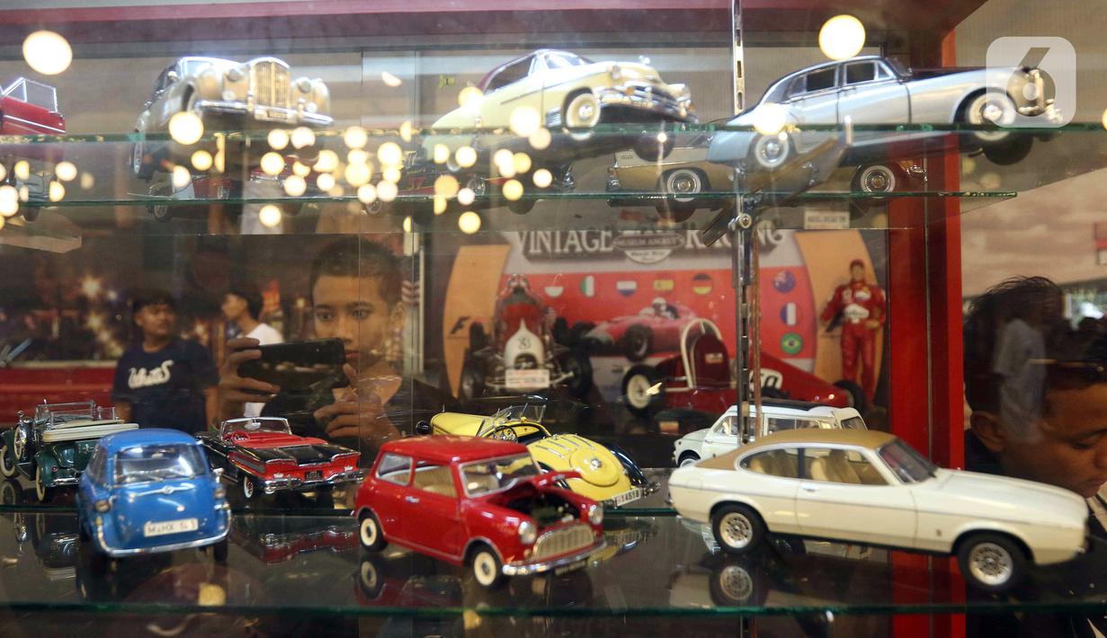 Melihat Koleksi Kendaraan Antik di Museum Angkut Kota Batu - Foto ...