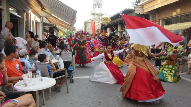 Kala Tarian dan Pakaian Khas RI Memukau Yunani - Global Liputan6.com