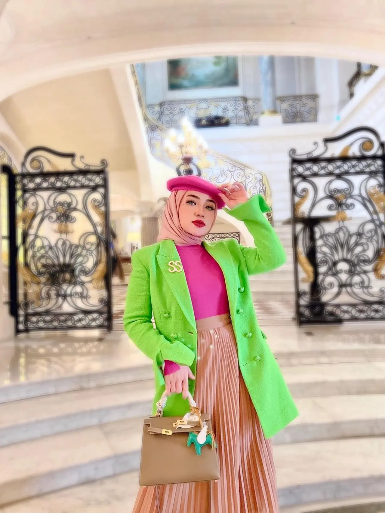 Warna Outfit yang Cocok Buat Kamu Pemilik Kulit dengan Tipe Warm Tone