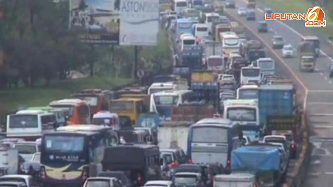 [VIDEO] Liburan Sekolah, Jalur Puncak Macet Parah - News Liputan6.com