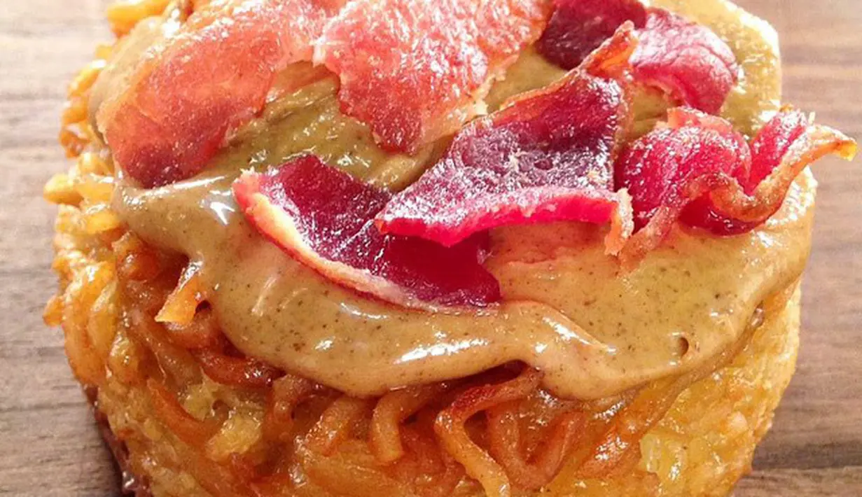 Ramnut: Sensasi Ramen dan Donat dalam Satu Gigitan - Photo Fimela.com