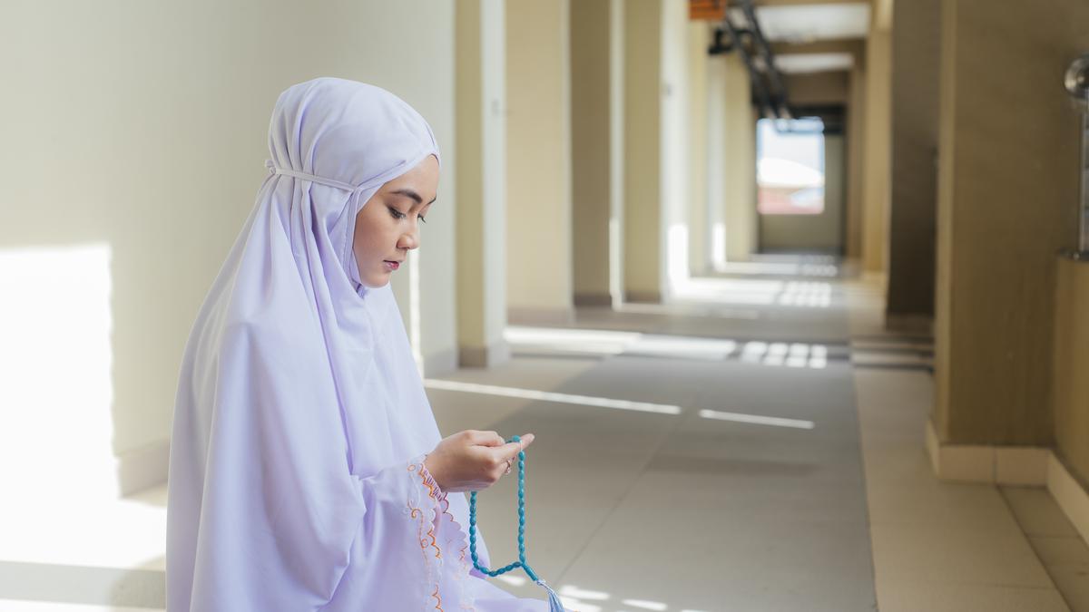 5 Doa agar Anak Lembut Hati, Pintar dan Soleh - Lifestyle Fimela.com