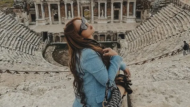 Selebgram Novi Tresna Eksis Jadi Pengusaha, Mulai Sibuk Bolak-Balik ...