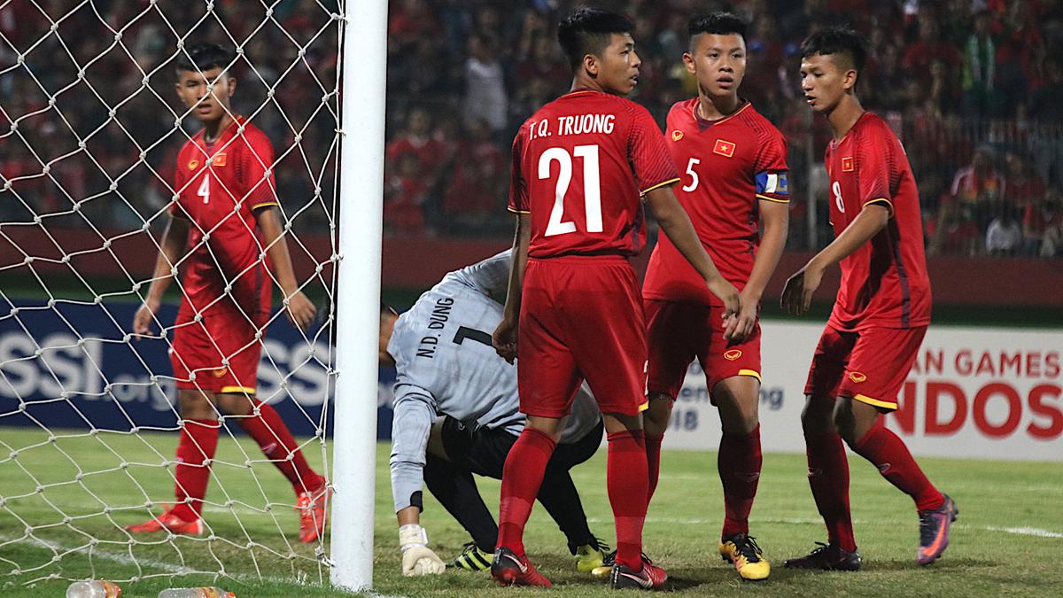 Takluk dari Timnas Indonesia U-16, Pelatih Vietnam Keluhkan Kinerja Wasit - Indonesia Bola.com