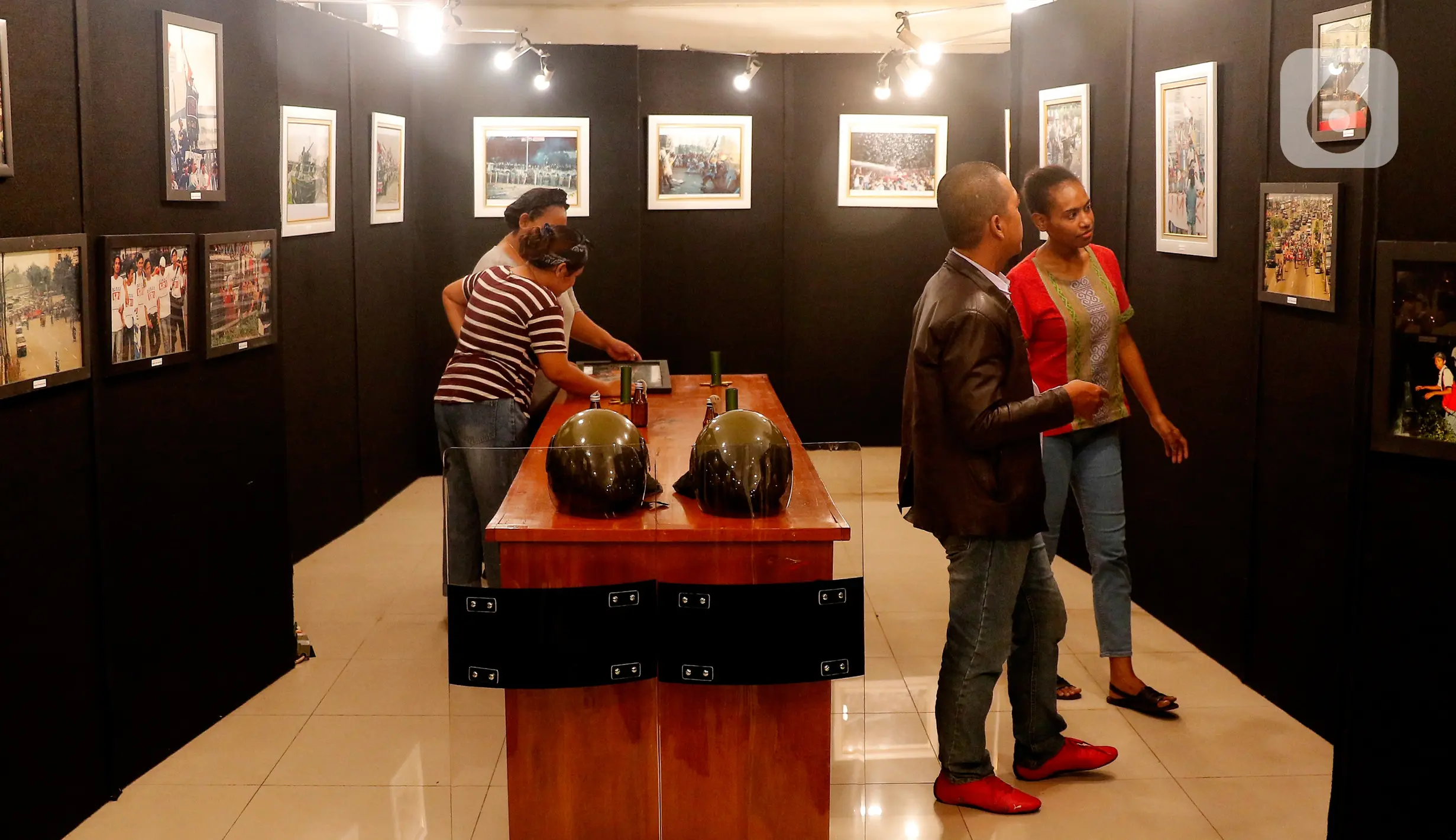 25 Tahun Reformasi dan Tumbangnya Rezim Orde Baru dalam Bingkai Foto ...