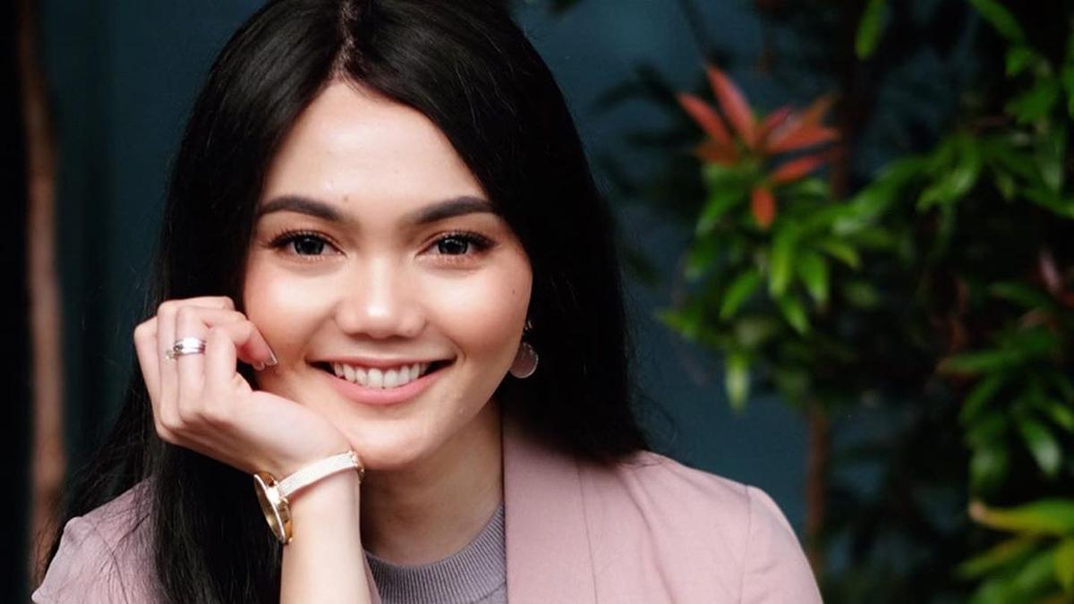 Rina Nose Umumkan Diri Sempat Terpapar Covid-19