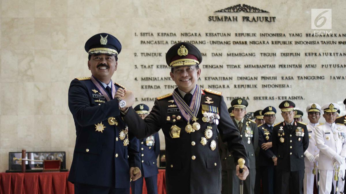 FOTO: Tito Karnavian Dianugerahi Bintang Kartika Eka Paksi Utama - Foto ...