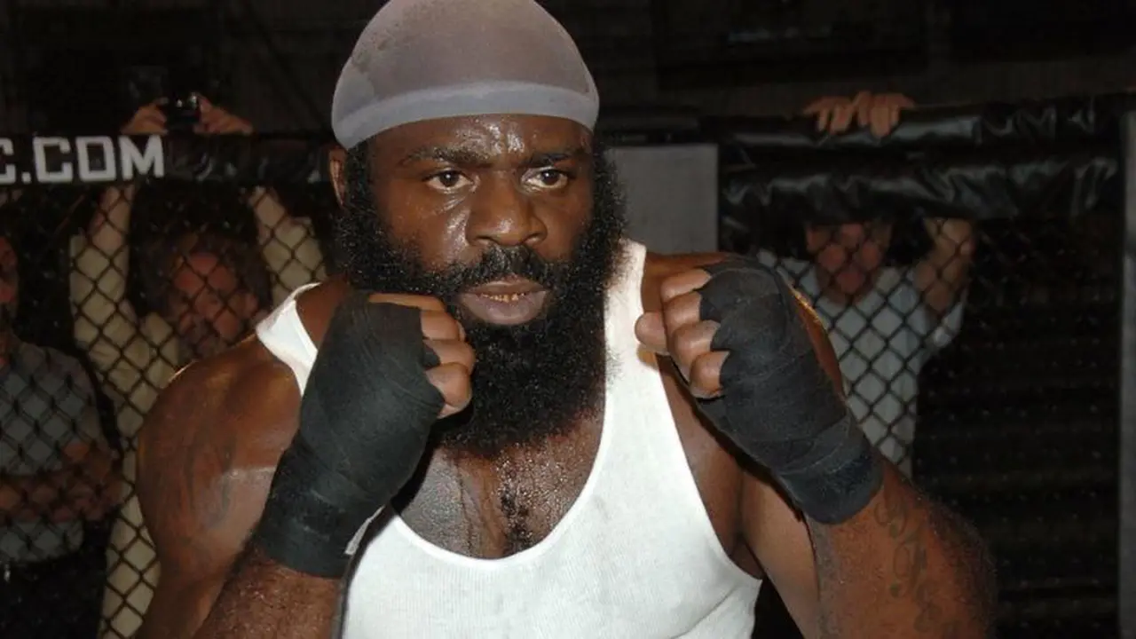 Kimbo Slice, Petarung Legendaris MMA Meninggal Dunia - Ragam Bola.com