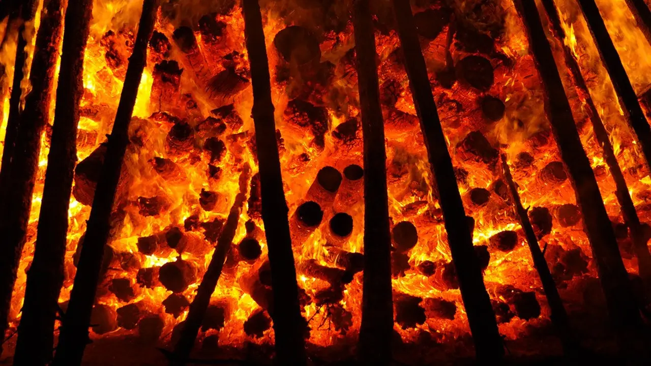 Nama-Nama Neraka Dalam Islam, Ketahui Golongan Orang yang Akan ...