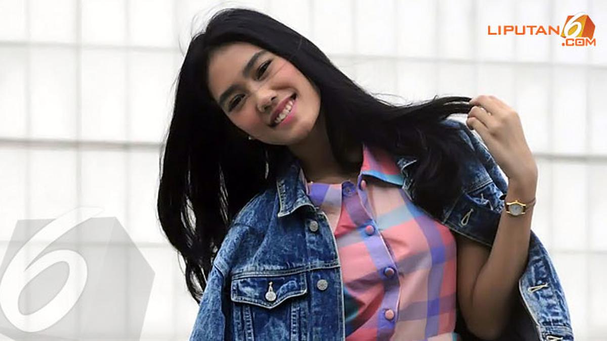 Alika: Nyanyi Solo Lebih Fleksibel Ketimbang di Grup - ShowBiz Liputan6.com