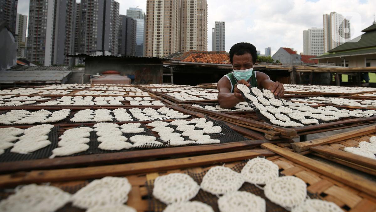 FOTO: Program PEN 2022 Naik Jadi Rp 455,62 Triliun - Foto Liputan6.com