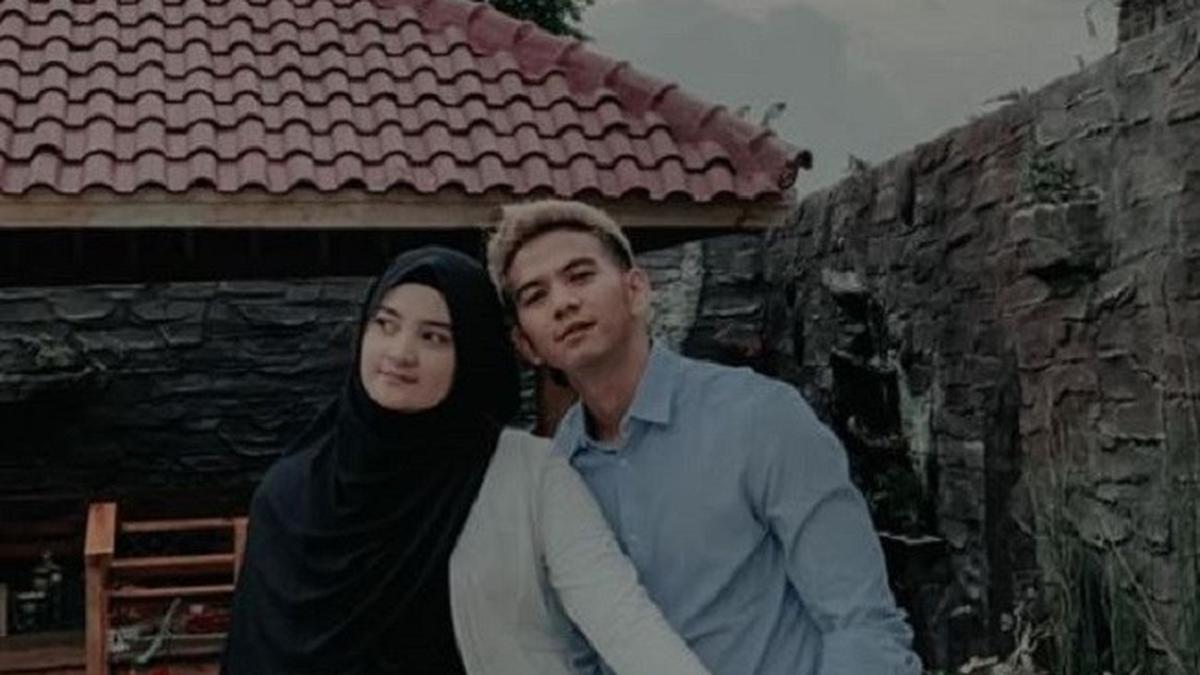 Ridho 2R Siap Sebar 200 Undangan, Tak Ada Groomsman di Pernikahannya - ShowBiz Liputan6.com