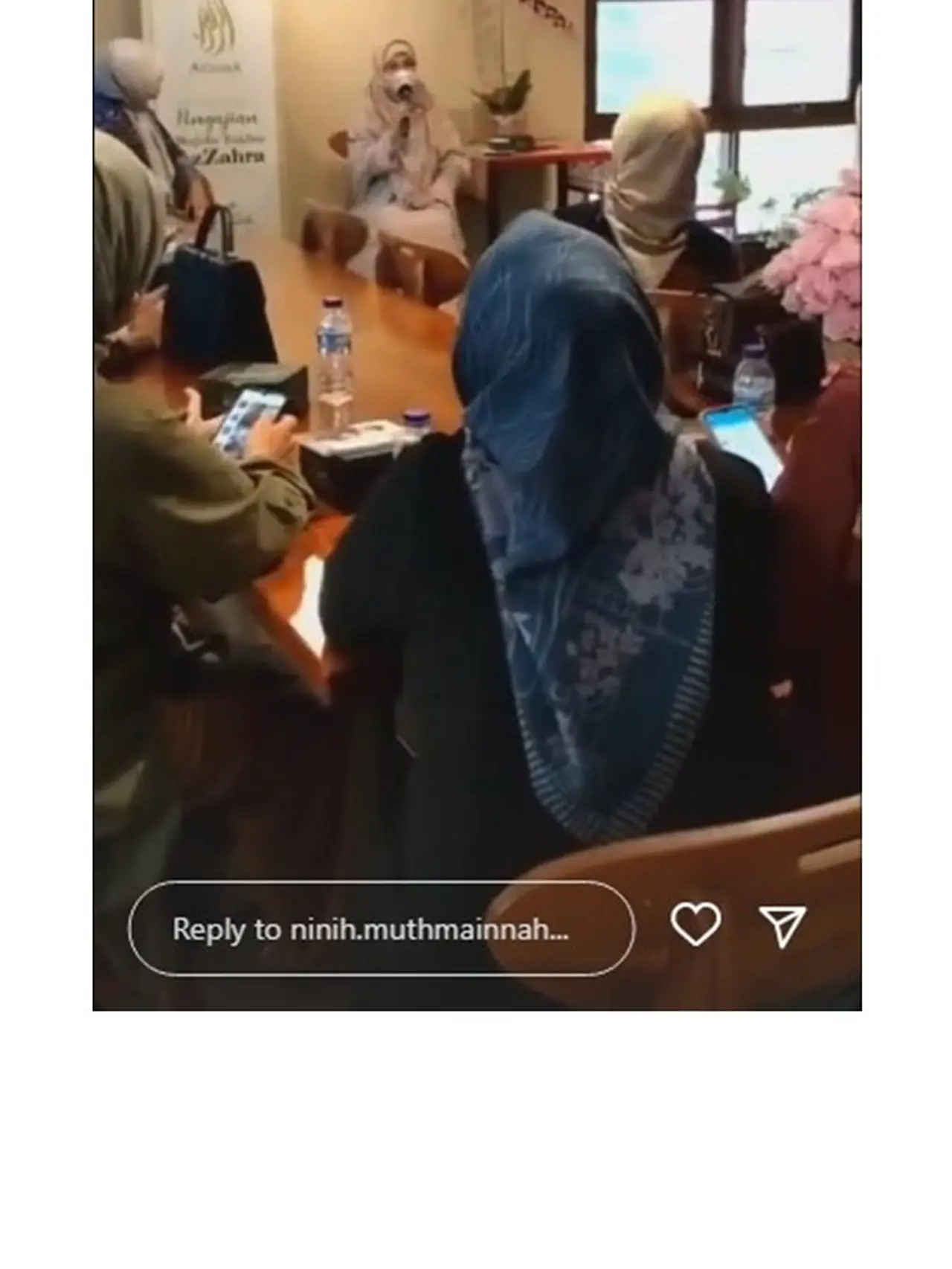 Aktif Berdakwah, Ini 7 Potret Terbaru Teh Ninih Mantan Istri Aa Gym yang Jarang Tersorot - Hot ...