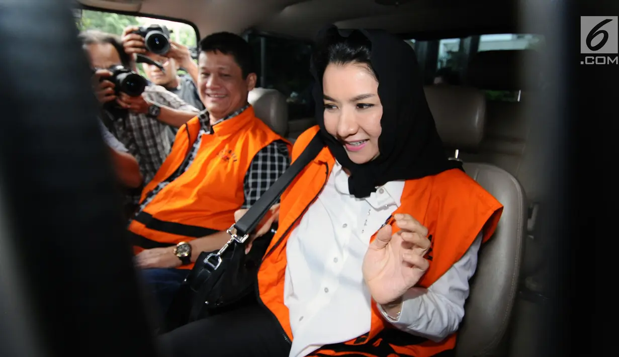 FOTO: Dugaan TPPU, Rita Widyasari Jalani Pemeriksaan Perdana - Foto ...