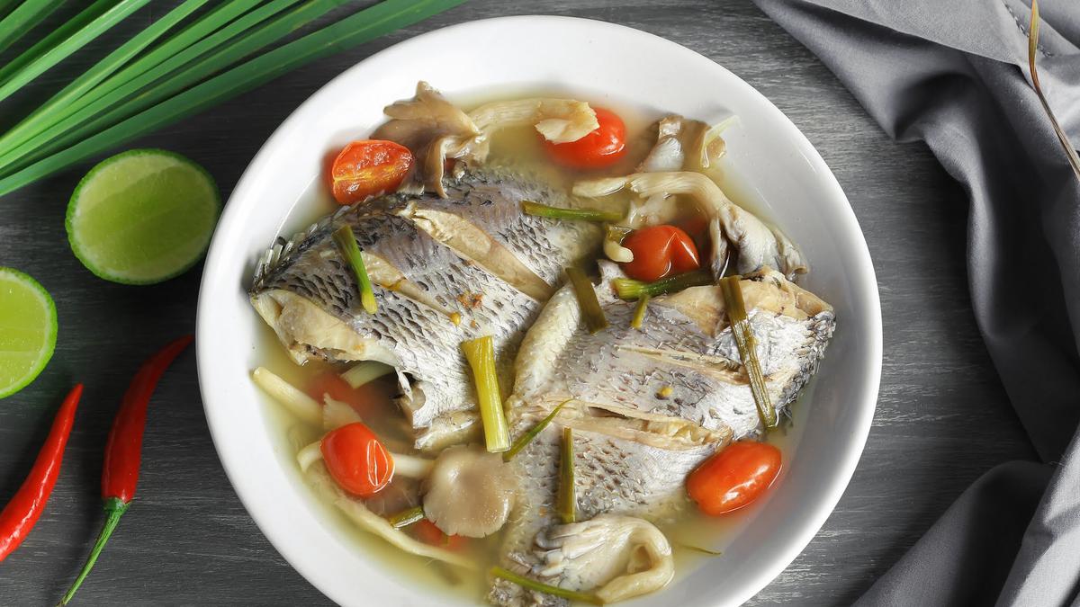 Resep Ikan Tim Sayur Asam Segar - Lifestyle Fimela.com