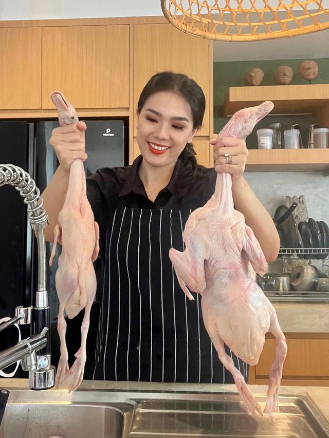 Chef Devina Hermawan Bikin Review Gratis UMKM Dalam Konten Jumat Gebyar ...