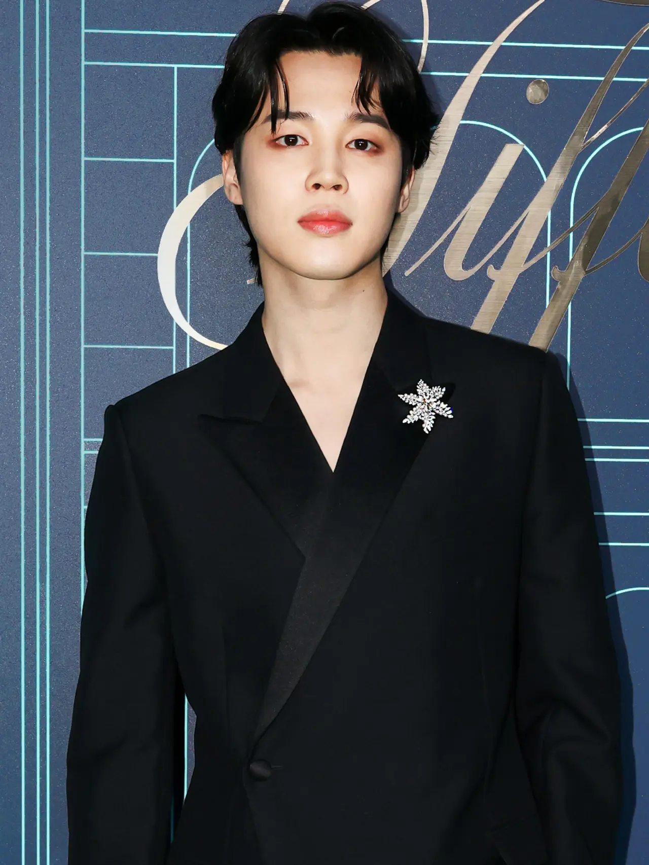 Sosialita Indonesia Pamer Foto Bareng Orang Terkaya di Dunia, Warganet: Ditunggu yang Sama Jimin ...