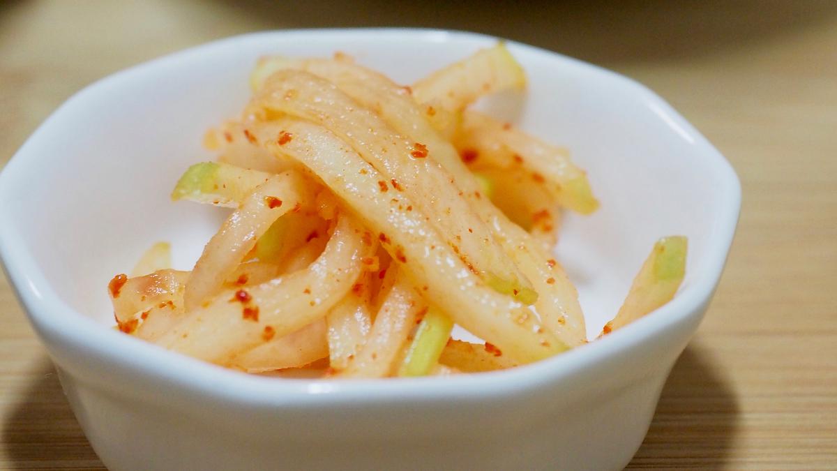 Resep Musaengchae, Salad Lobak Asam Manis ala Korea