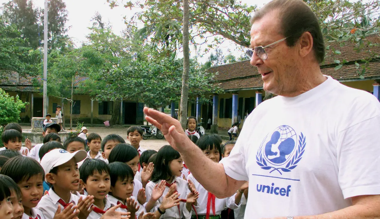 Mengenang Roger Moore Sang Legenda James Bond - Foto Liputan6.com