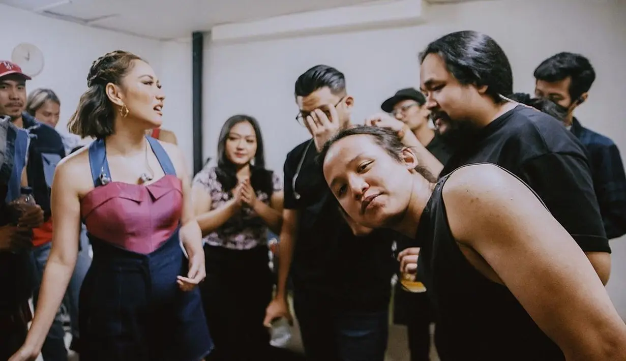 Momen Kedekatan Ray Prasetya dan BCL yang Tengah Jadi Perbincangan ...