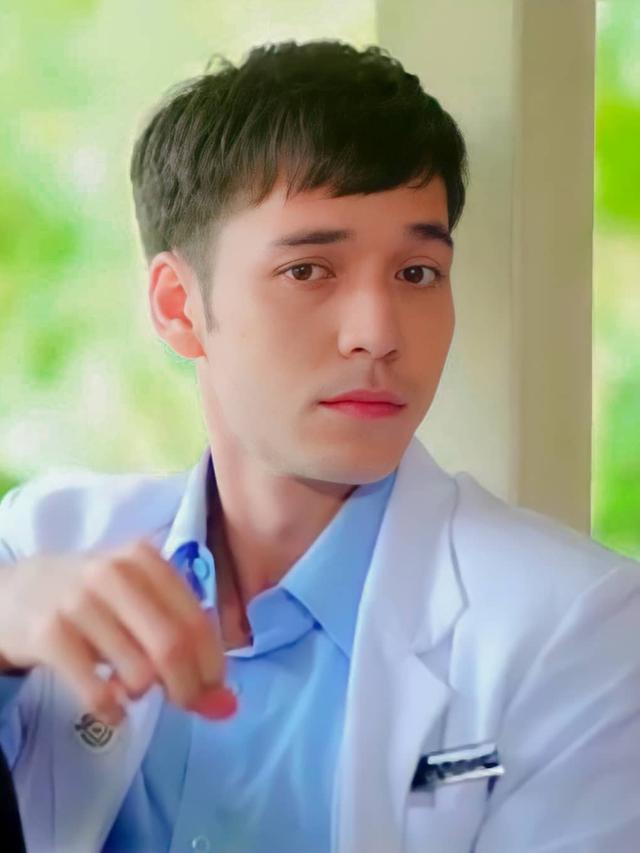 7 Gaya Stefan William Jadi Dokter Muda di Sinetron Ini Makin Keren