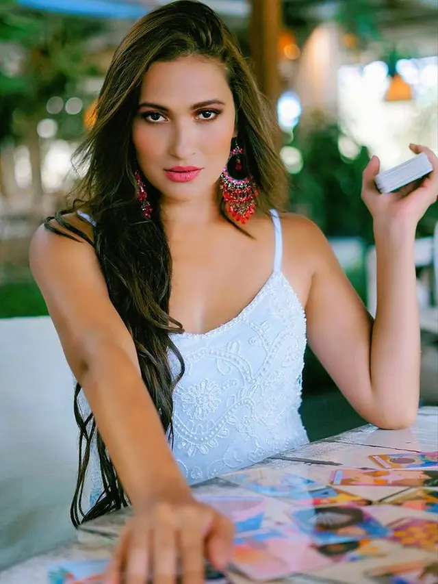 Mantan Model Karenina Maria Anderson Ditangkap karena Narkoba, Warganet ...