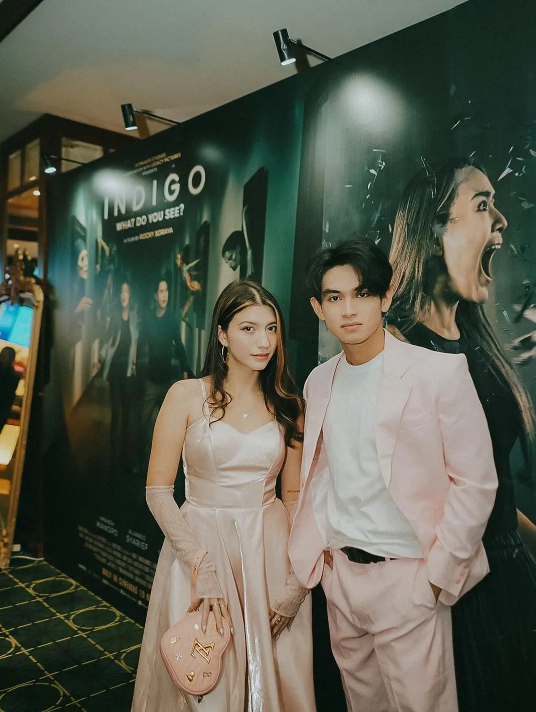 8 Gaya Artis di Gala Premiere Film Indigo, Amanda Manopo hingga Aliando ...