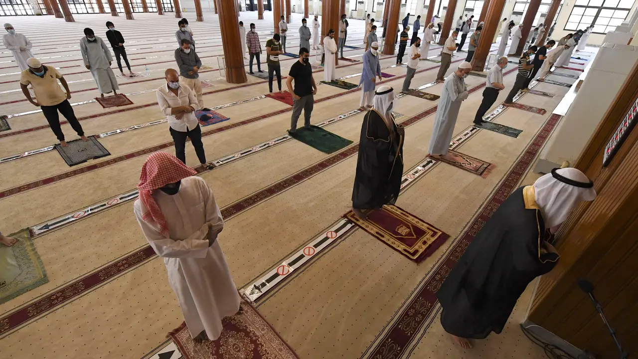 6 Keutamaan Salat Fajar dan Tata Caranya, Lengkap dengan Doa - Islami ...