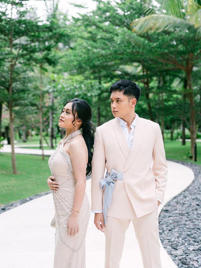 Sering Dikira Pacar, Ini 6 Potret Kompak Randy Martin dan Sang Adik ...