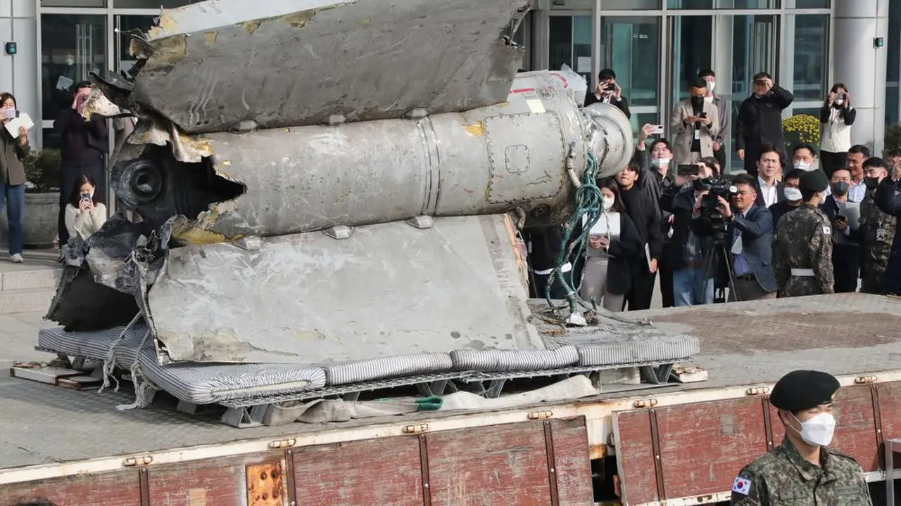 Korea Selatan Pamer Rudal Balistik Kuno yang Ditembakkan Korea Utara ...