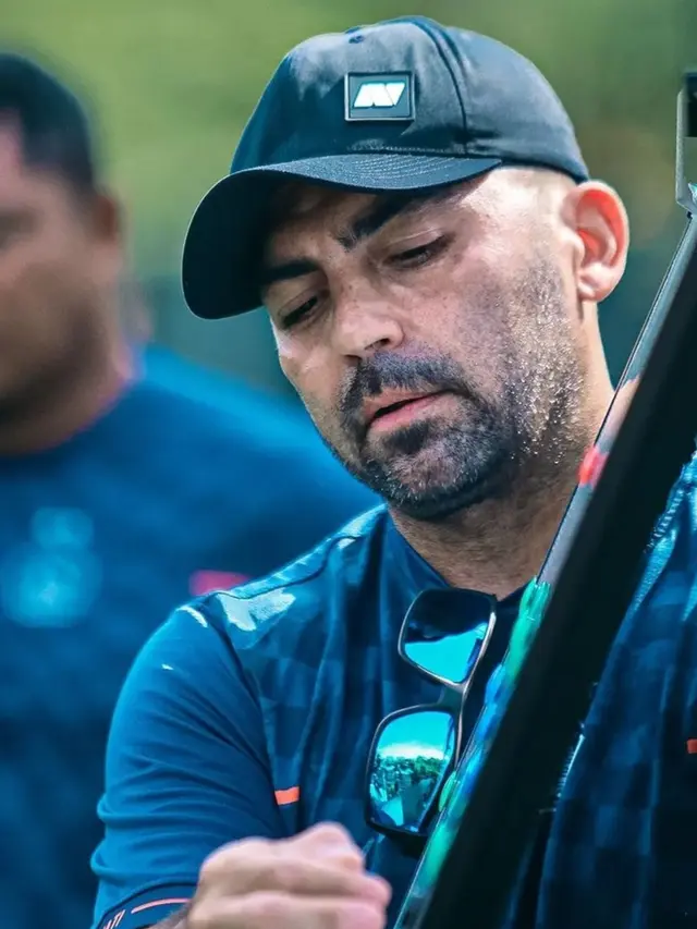 BRI Liga 1: Kebijakan Otoriter Positif Javier Roca Bikin Persik Kian ...