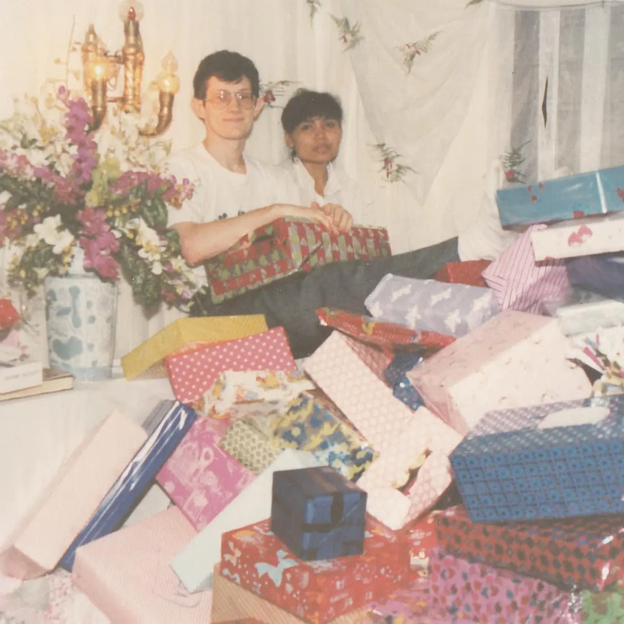 6 Potret Kebersamaan Siti Purwanti Ibu Maxime Bouttier dan Suami ...