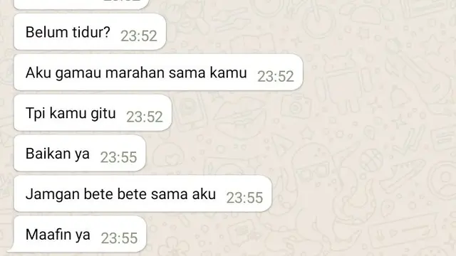 6 Chat Cowok Minta Maaf ke Pacar Ketika Berantem Ini Bikin Senyum - Hot ...