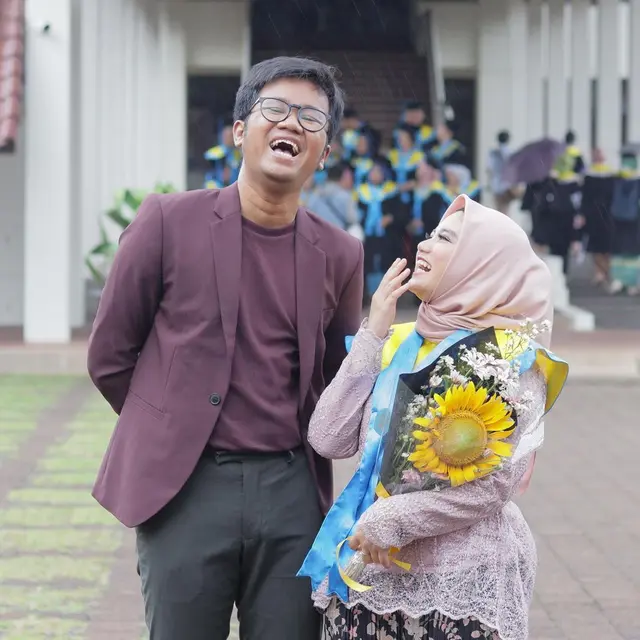 Jarang Tersorot, Ini 6 Potret Kebersamaan Yudha Keling dan Kekasihnya ...