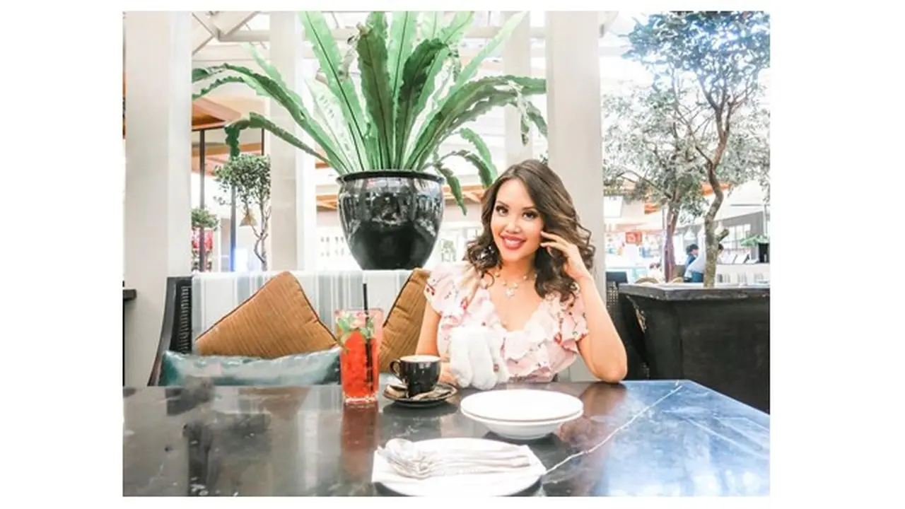 7 Potret Vindy Lee, Selebriti Chef yang Kerap Ajarkan Table Manner ...