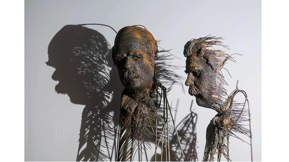 7 Karya Seni Patung dari Logam Ini Gambarkan Tokoh Terkemuka - Hot ...