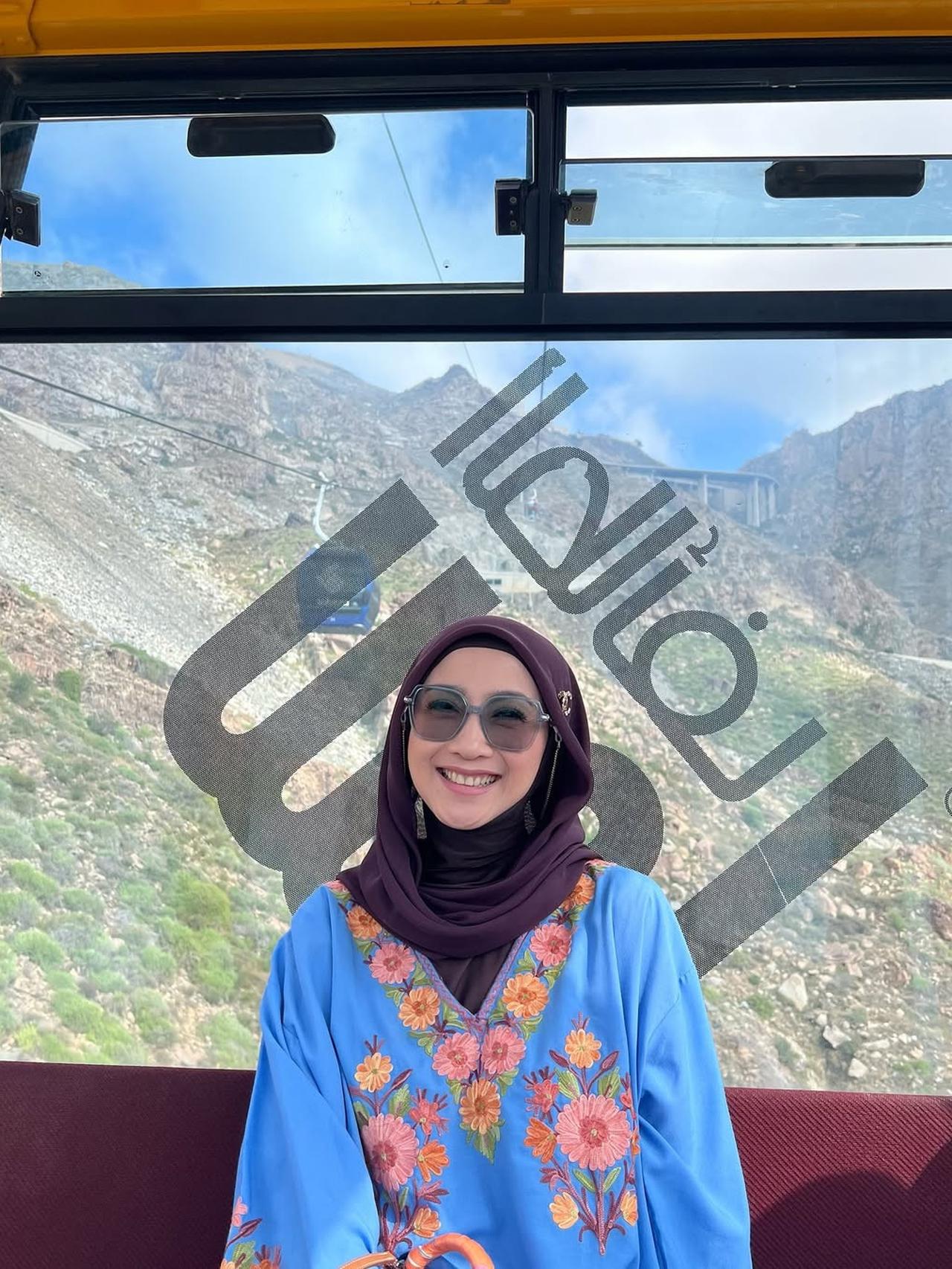 Profil dan Perjalanan Karier Desy Ratnasari, Mentereng jadi Artis hingga Pejabat