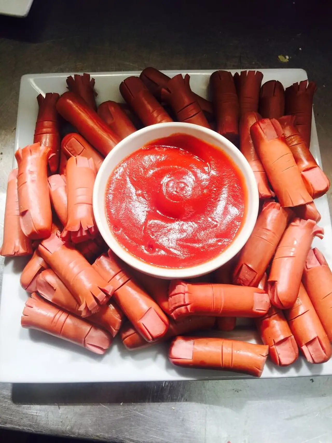 7 Potret Kreasi Sajian Makanan Ini Bentuknya Bikin Geleng Kepala - Hot ...