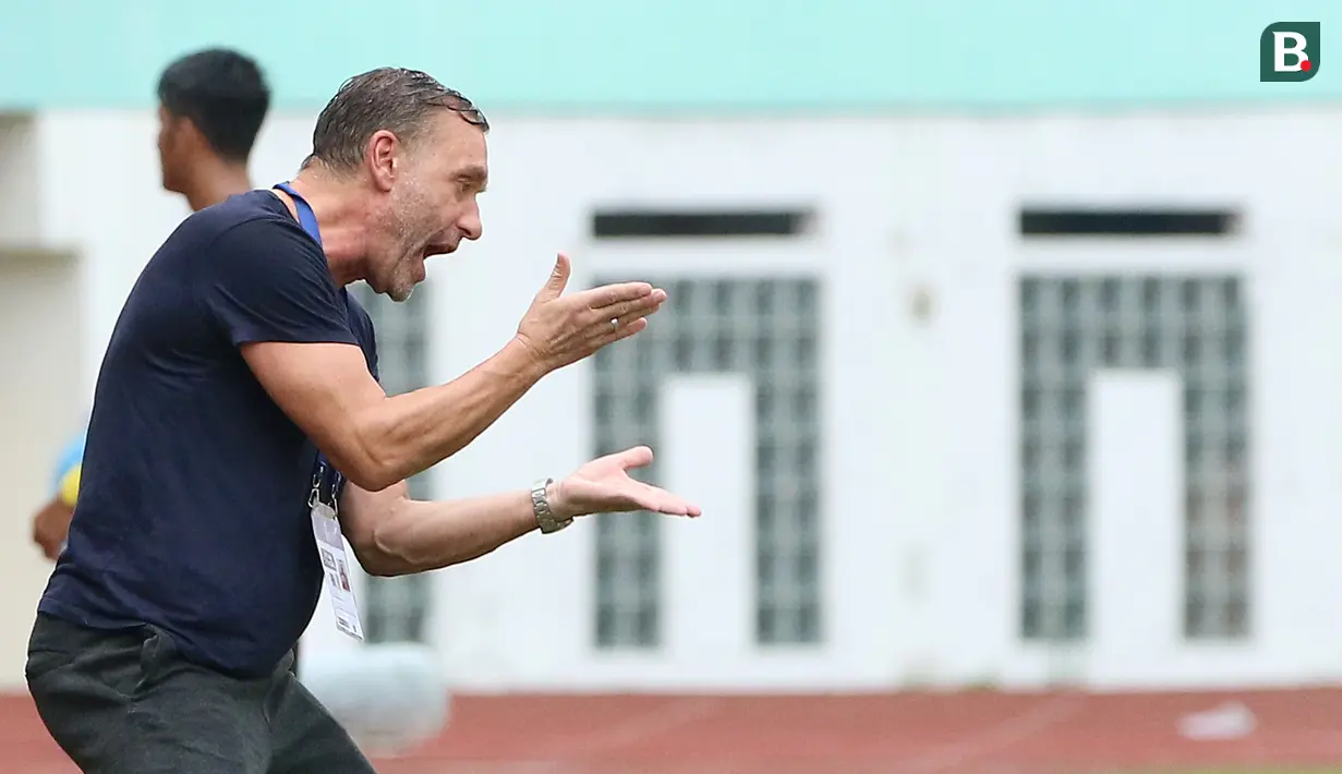 Foto: Thomas Doll Rungkad Setelah Persija Gagal Menang, Begini ...